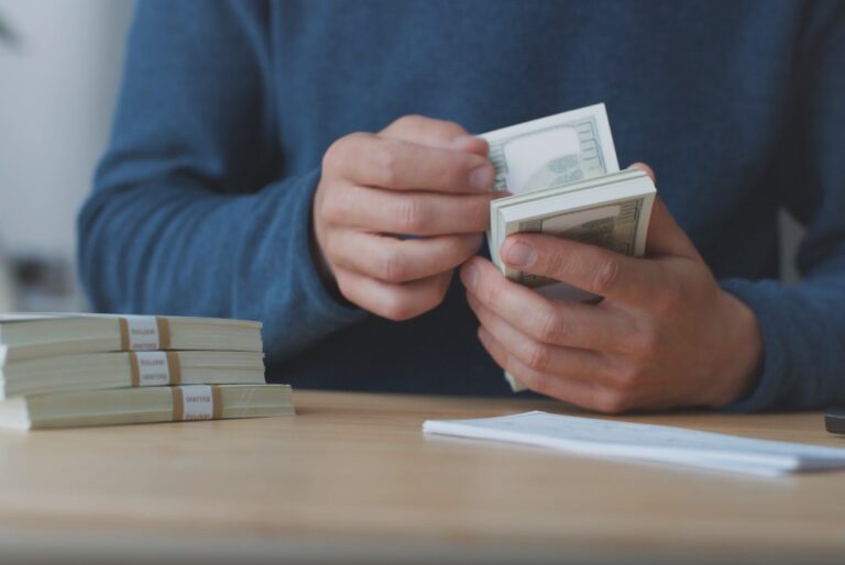 How Hard Is Electrical Engineering? What to Expect When Pursuing an EE ...